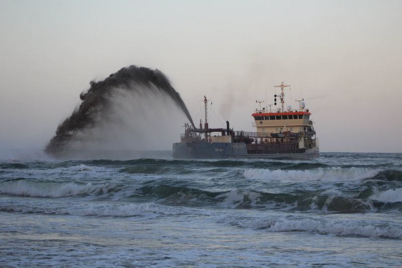 Sand Dredge Returns to Gold Coast for Beach Recovery
